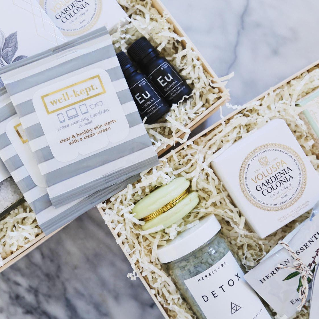 So Hot Right Now // Spring Cleaning | BOXFOX