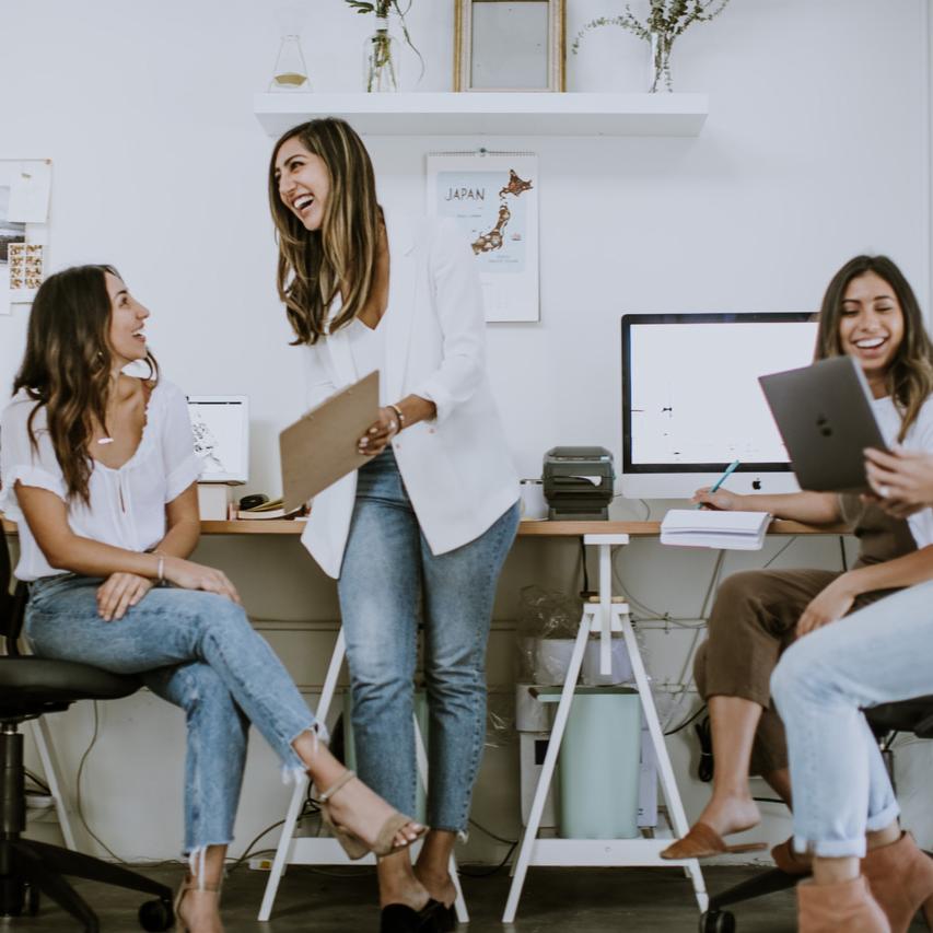 4 Tips for Gifting Your Team | BOXFOX