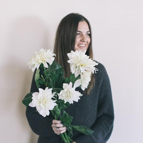 Behind the Scenes // 5 Fast Facts With Rachel | BOXFOX